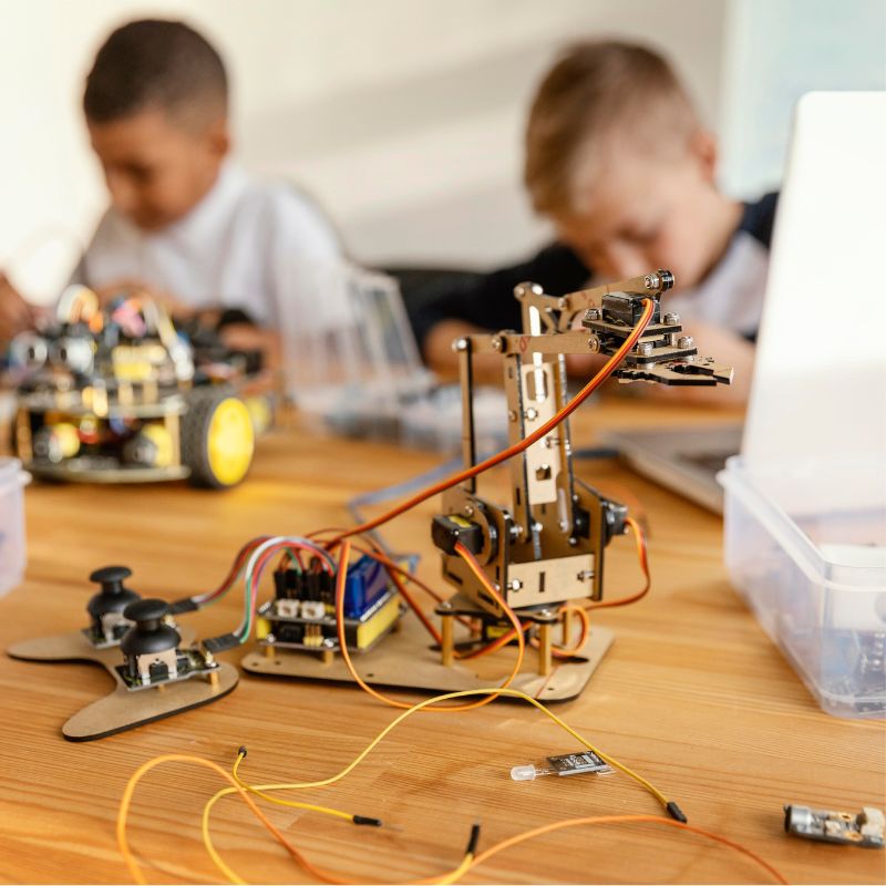Top 7 Robotics for Kids in Phoenix | Kid City Guide